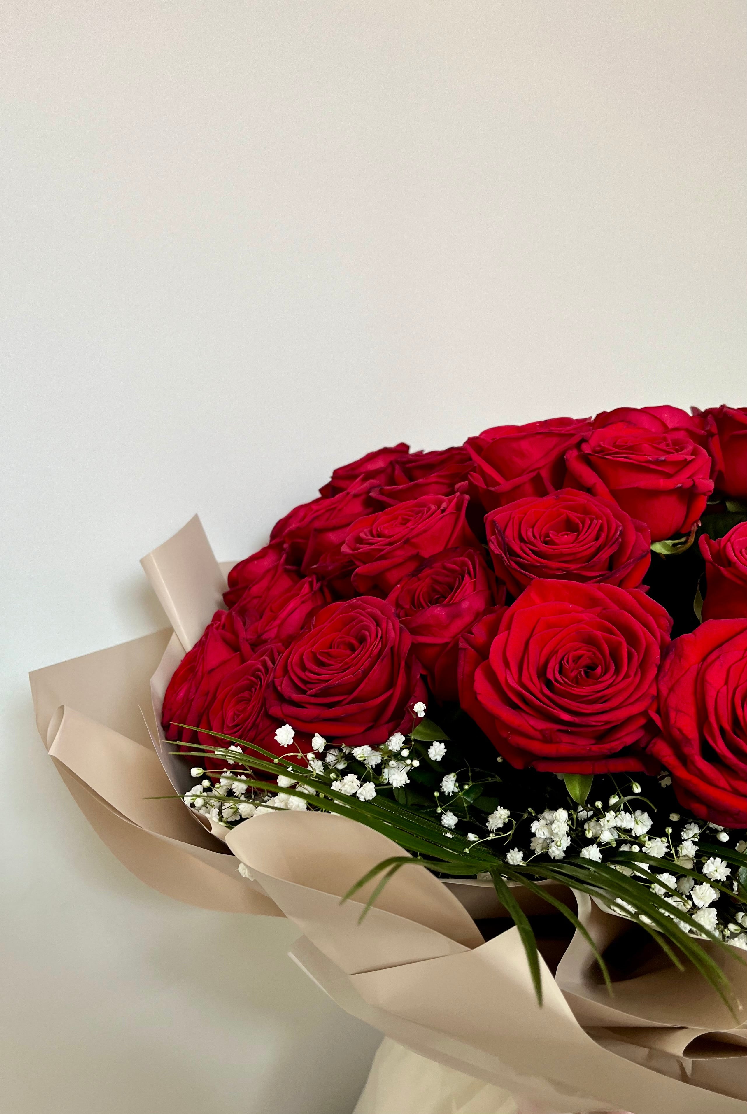 The Showstopper 50 Red Rose Bouquet – The Flower Corner